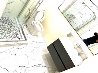 SINGLE ONE PERSON STUDIO for Rent- Վարձով է տրվում մեկտեղանոց ստուդիա ...